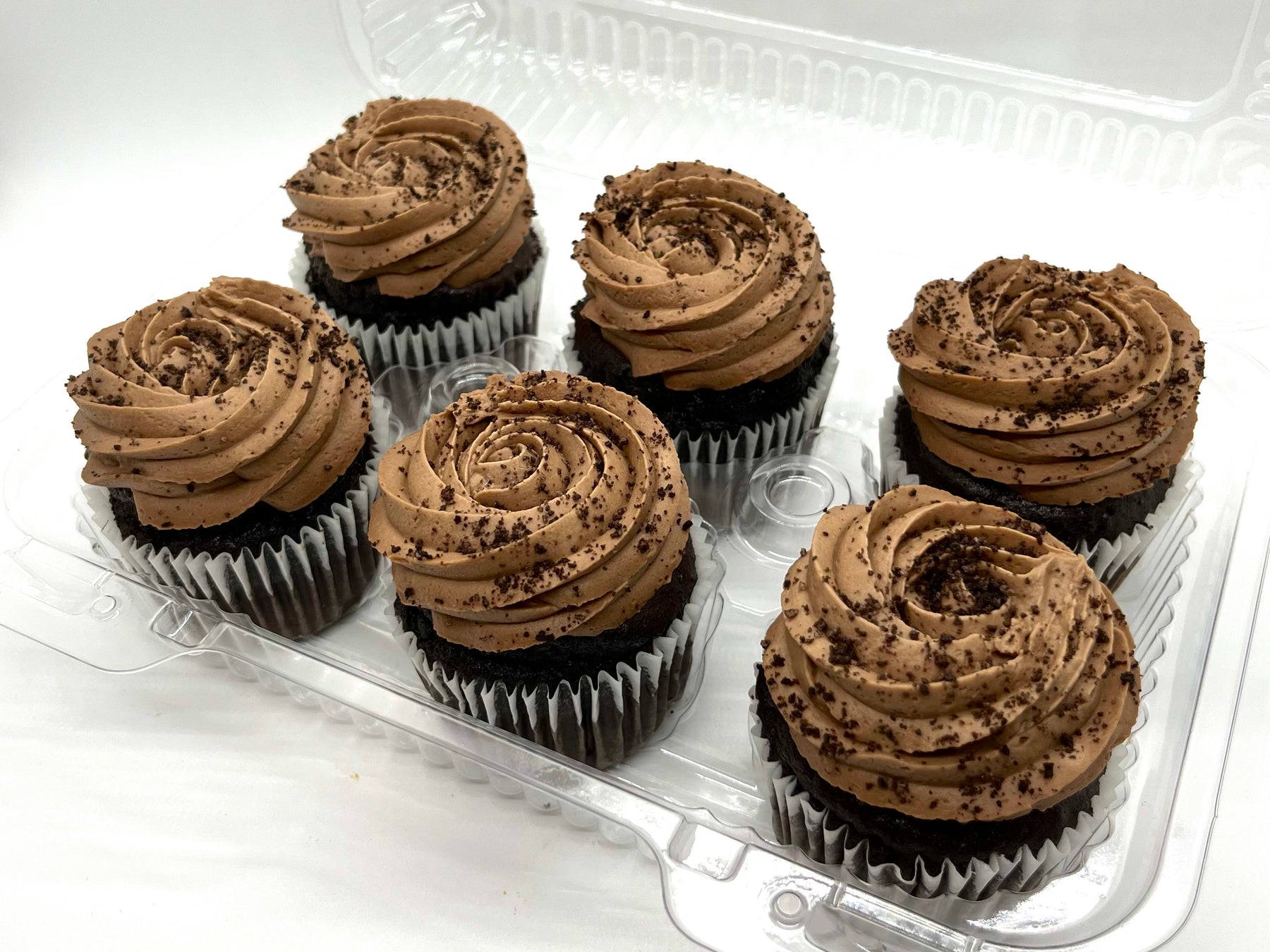 Half Dozen Gourmet Cupcakes – Eston's Bakery