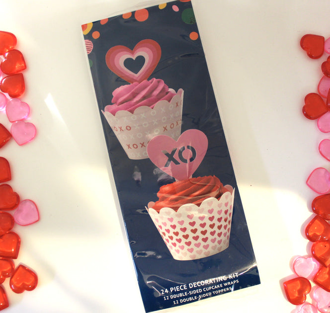 Pack of 12 Valentine's Day decorative Cupcake Wrappers & Toppers ...
